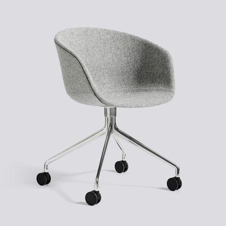 NT - AAC25 about a chair | HAY